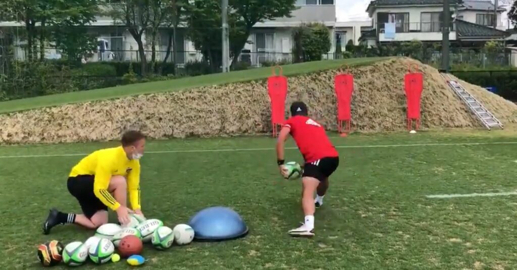 Rugby - Il perfetto allenamento del mediano di mischia