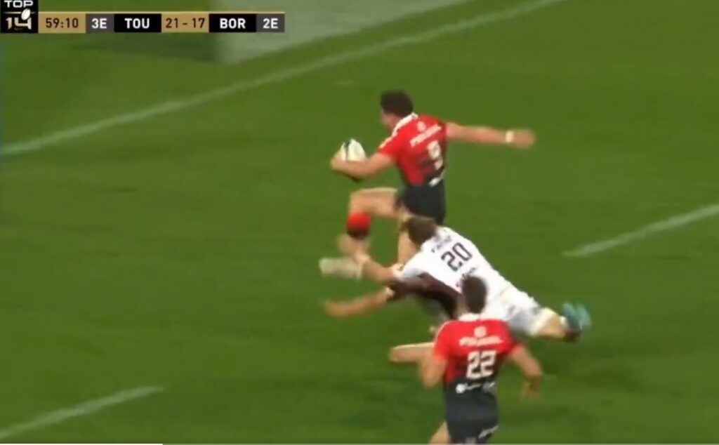 Rugby - Video: la meta di Dupont che solo lui poteva fare Rugby - Video: la meta di Dupont che solo lui poteva fare